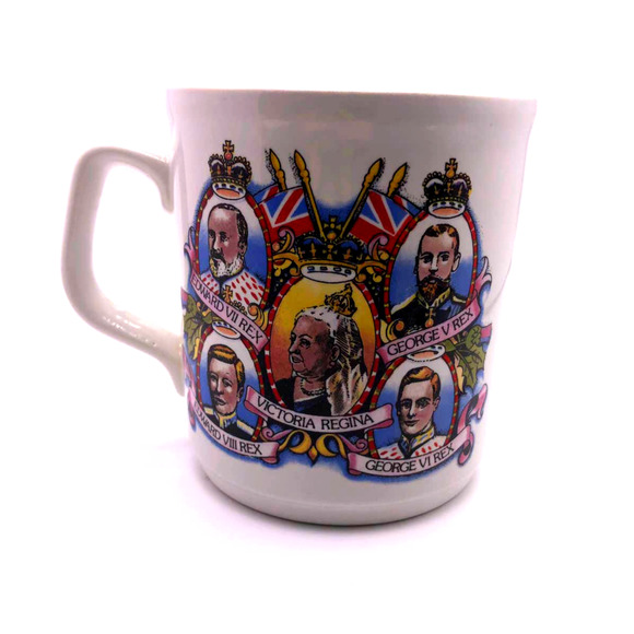 unbranded | Dining | Queen Elizabeth Ii Regina Silver Jubilee 9521977 8 ...